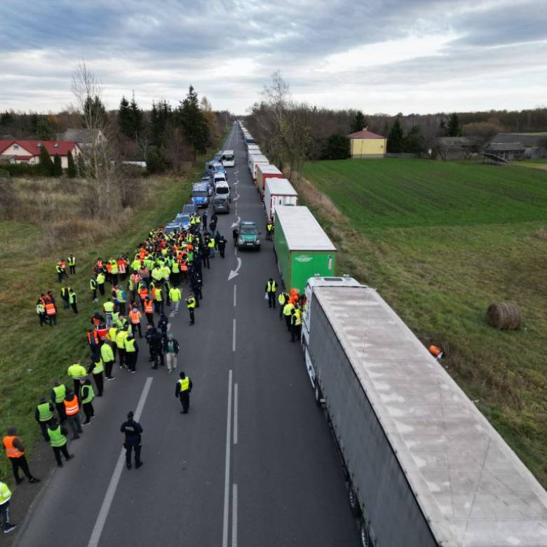 Польські перевізники хочуть відновити протести на кордоні - Insider-Media